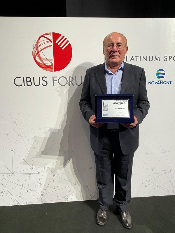 L'ecovassoio Fileni Bio premiato a Cibus Forum 2020 nell'ambito dei ...